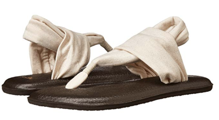 The 5 Best Sandals for Teachers - Lindsay Bowden